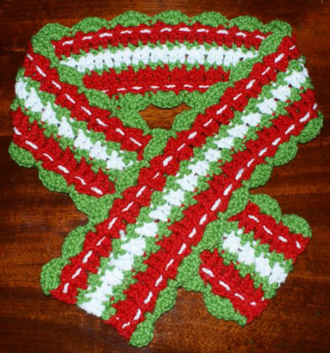 8 Festive Christmas Crochet Scarf Patterns – Crochet