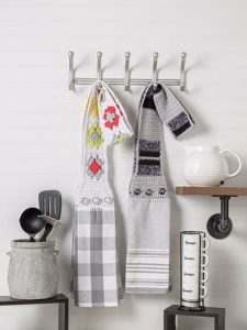 His and Hers Kitchen Boas Crochet Pattern – Crochet